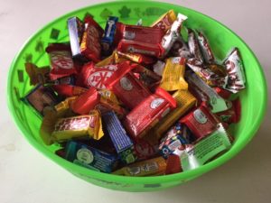 10 Ways to Deal with Extra Halloween Candy