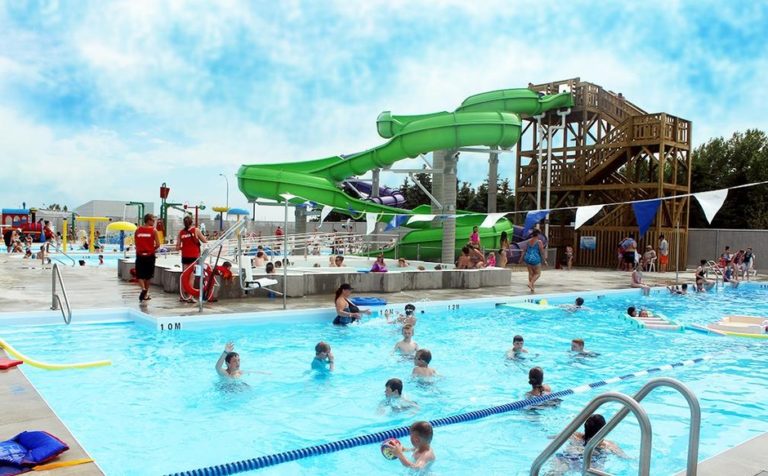39 Outdoor Pools In Alberta That You Have To Check Out This Summer