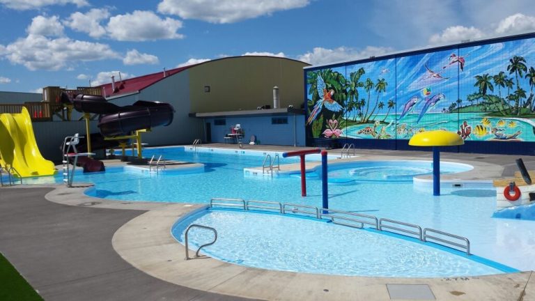 39 Outdoor Pools In Alberta That You Have To Check Out This Summer