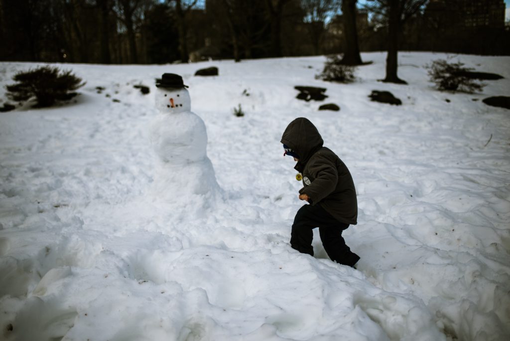 5 Winter Activities to Get Kids Outside
