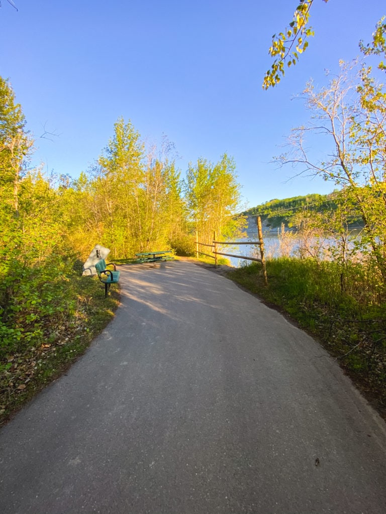 Devon River Valley Trail - Voyageur Park