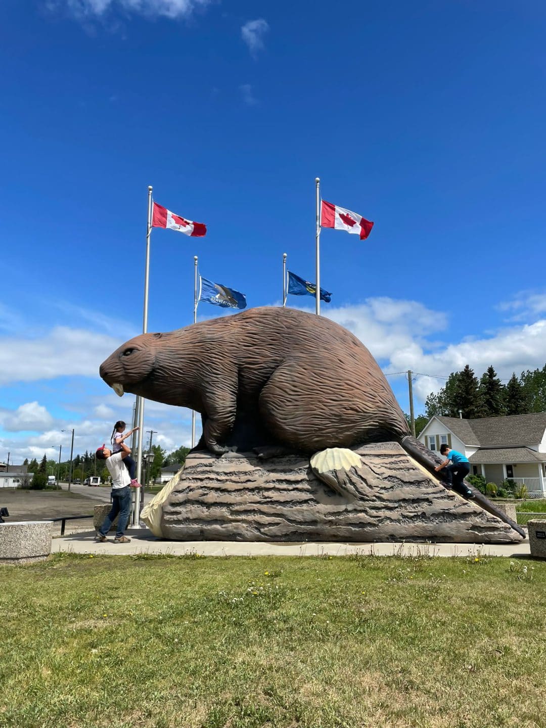 90+ Alberta Roadside Attractions: The Ultimate Landmarks List
