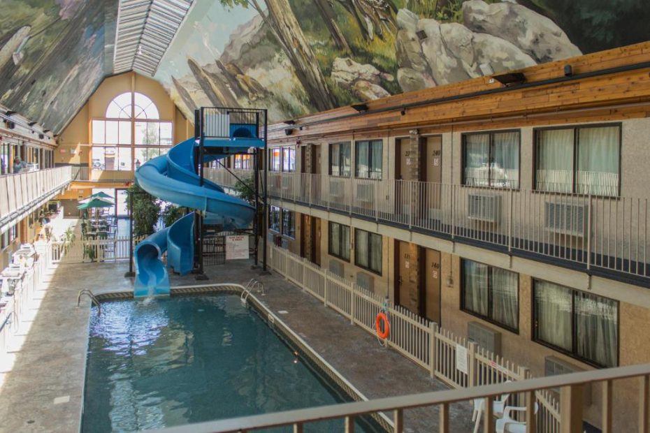 7 Amazing, Family-Friendly Lethbridge Hotels with Water Slides (Mapped!)